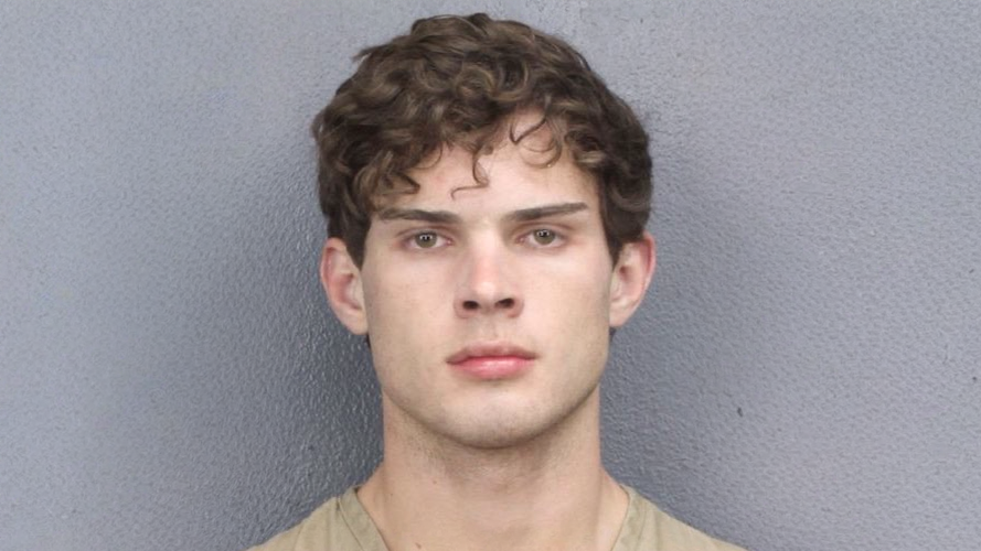 Clavicular Manifests His Own Jeremy Meeks Moment with Iconic New "Mog ...